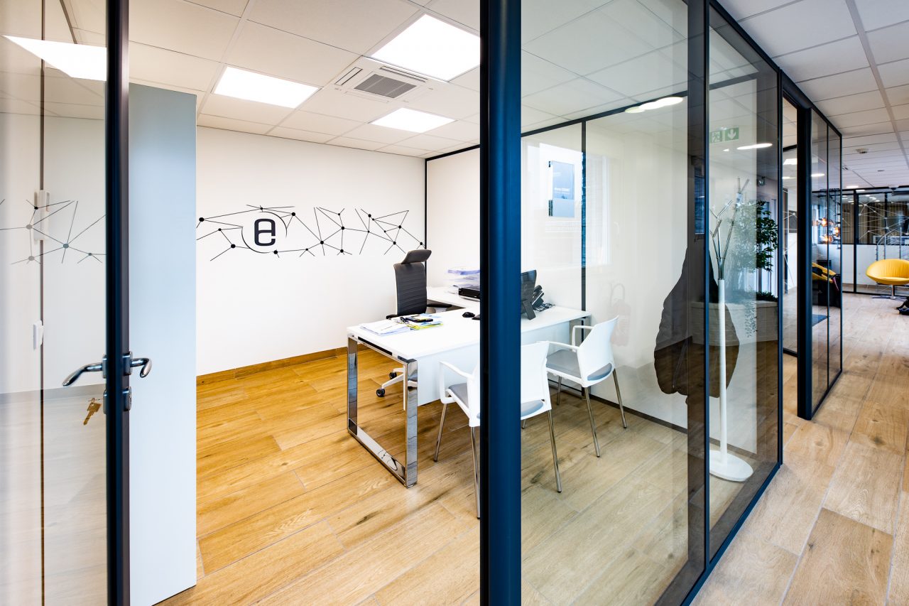 Tout savoir sur le mur mobile - Monarch Agencement